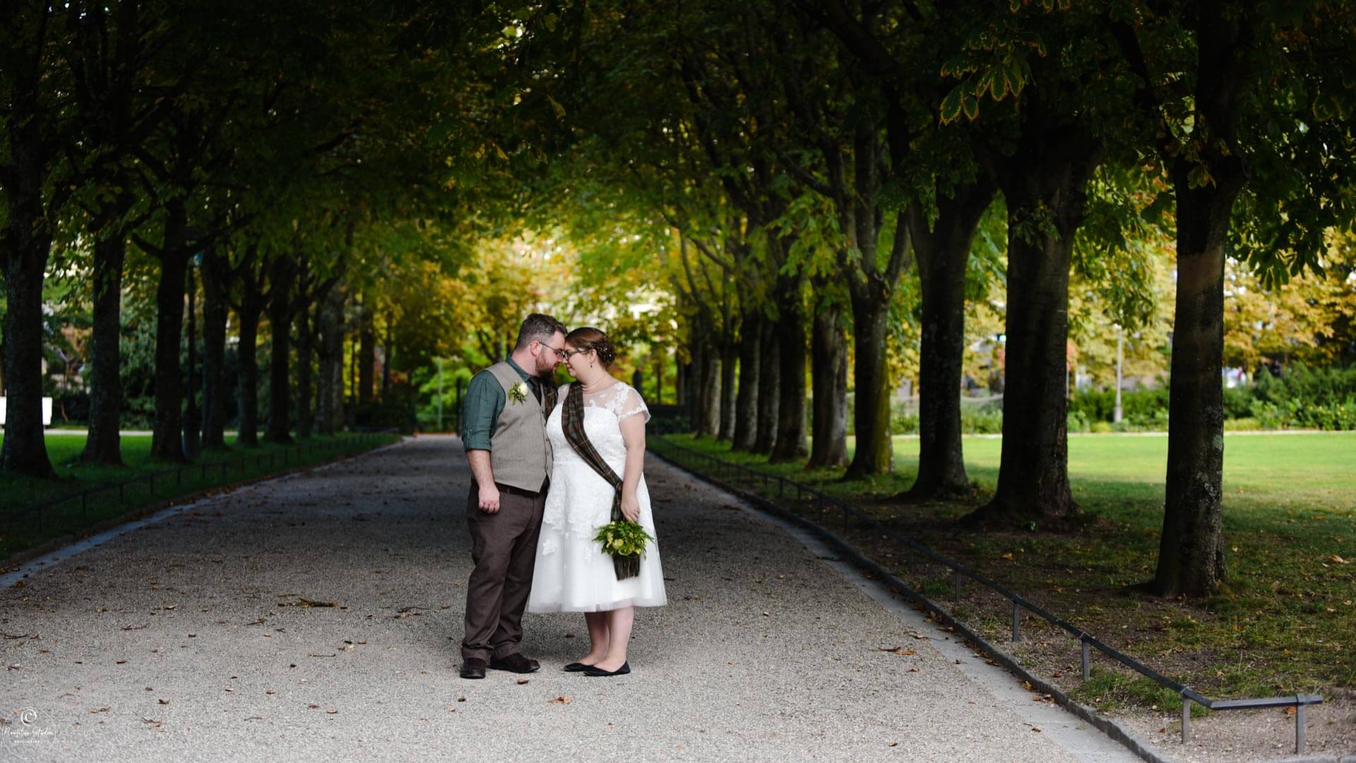 Wedding in Frankfurt Germany - Wedding elopements and packages
